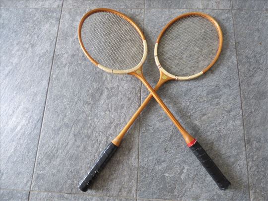 Stari drveni reketi za badminton