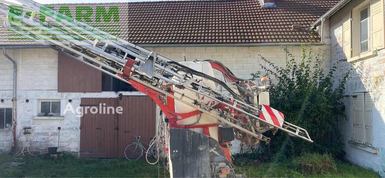 Kuhn altis 2002 vučena prskalica
