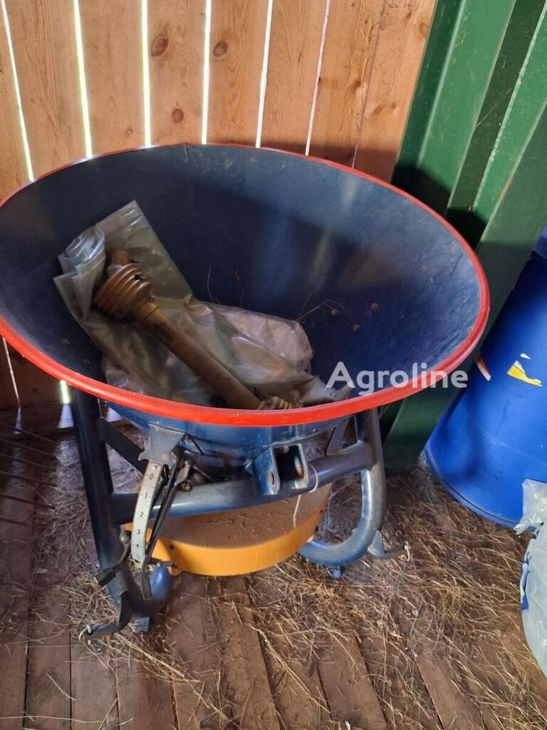 Prodaje se Kunstgjødsler nošeni rasipač na aukciji