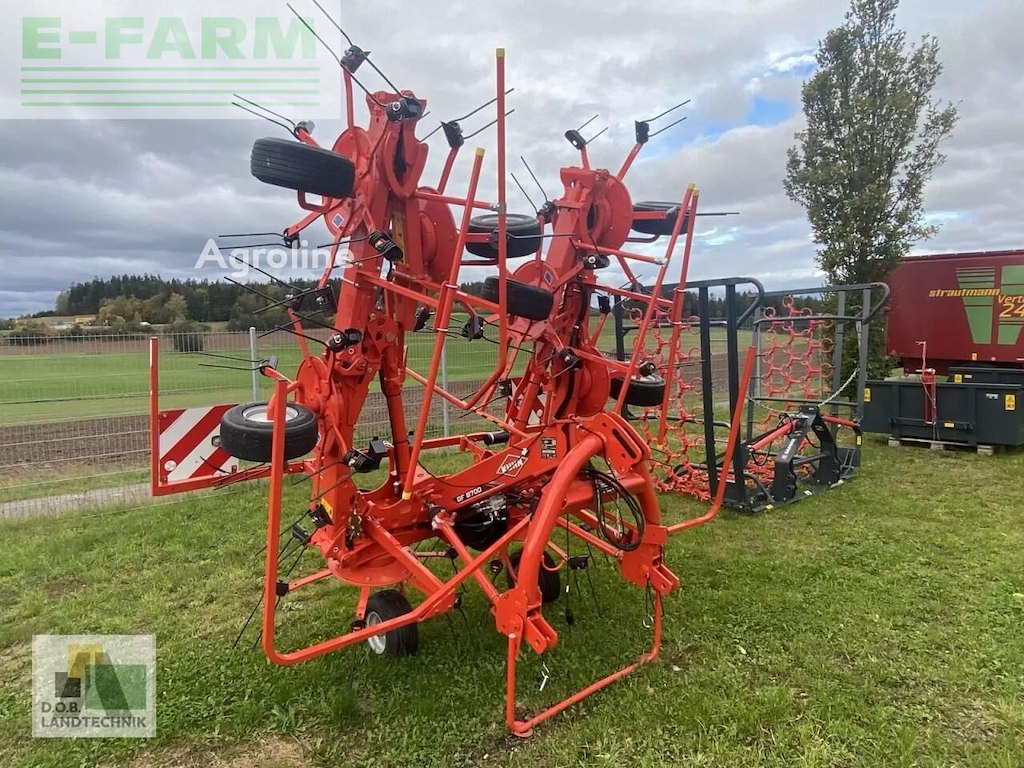 Kuhn gf 8700 prevrtač sena