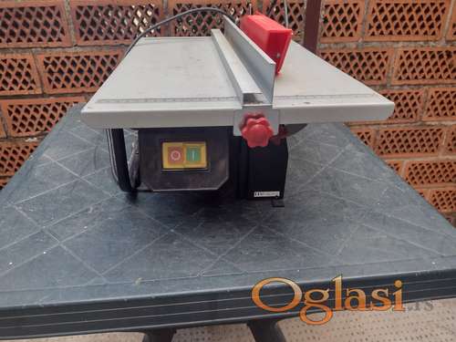 Stoni cirkular 720 W
