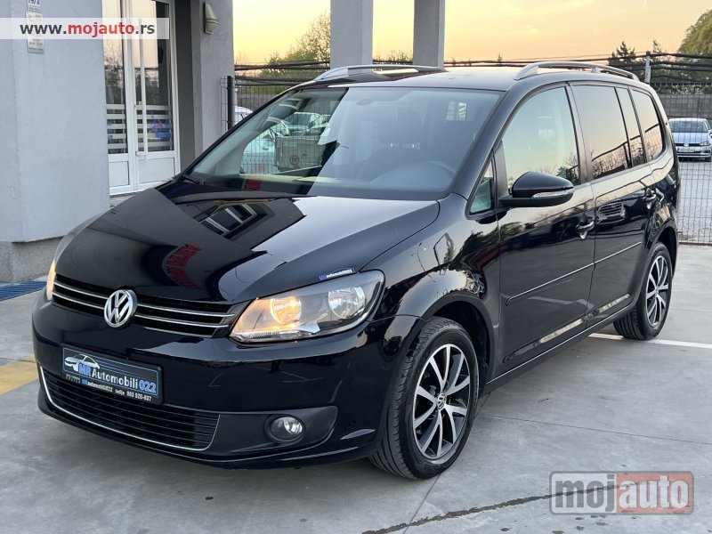 VW Touran 1.6TDI HIGHLINE/NAVIGACIJA