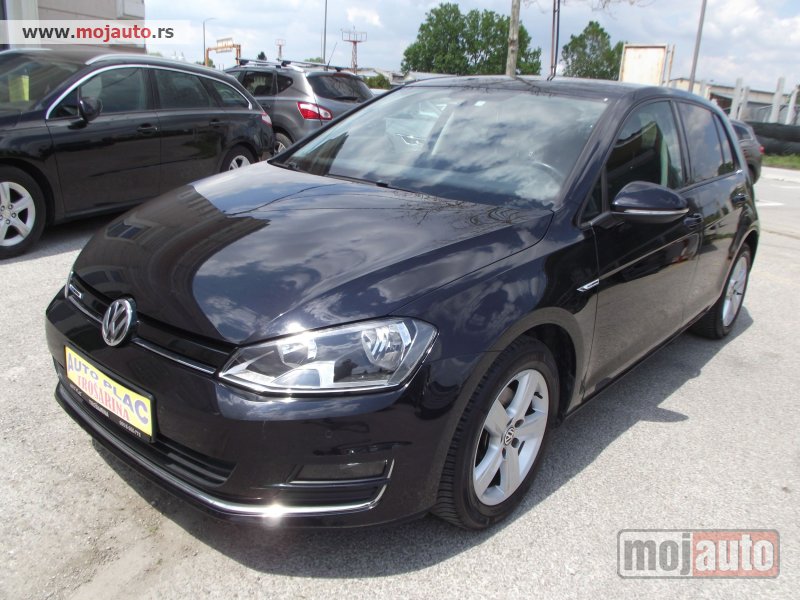 VW Golf 7 1.4 BENZ-METAN 81 KW NAVI NOV