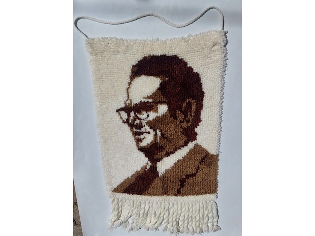 TAPISERIJA JOSIP BROZ TITO RUČNI RAD EX YU