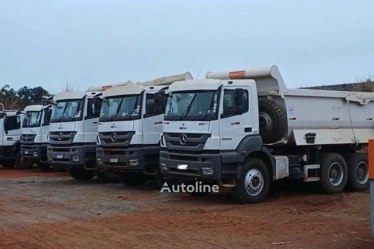 Novi Mercedes-Benz 4144 kiper