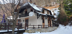 Vikend kuća 130 m² – 100 m od gondole, Bela reka, ozbiljna investicija na Kopaon