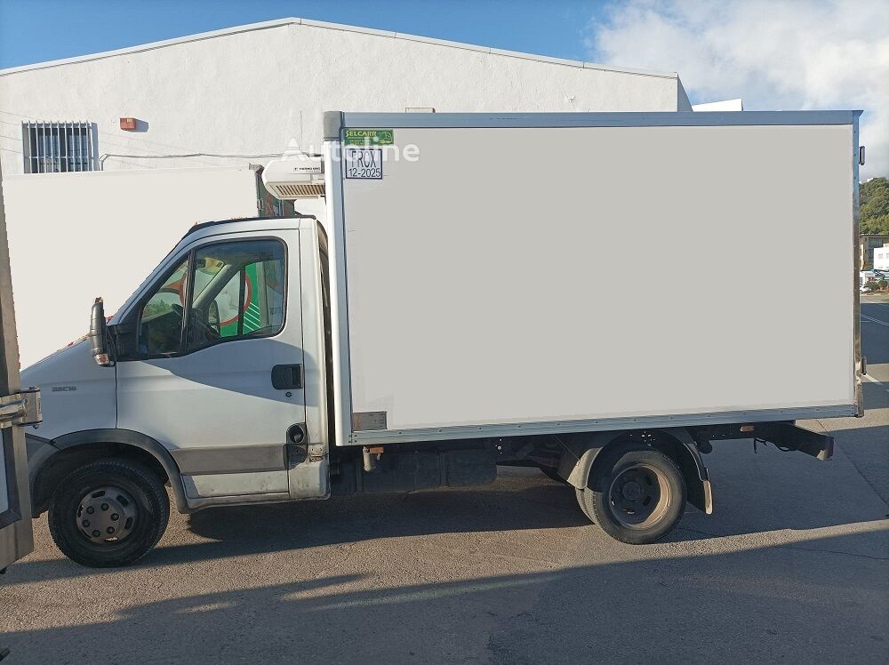 IVECO DAILY 35C18 kamion hladnjača < 3.5t