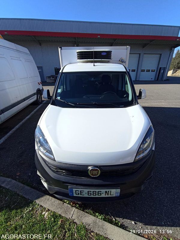 Prodaje se Fiat DOBLO minibus hladnjača na aukciji