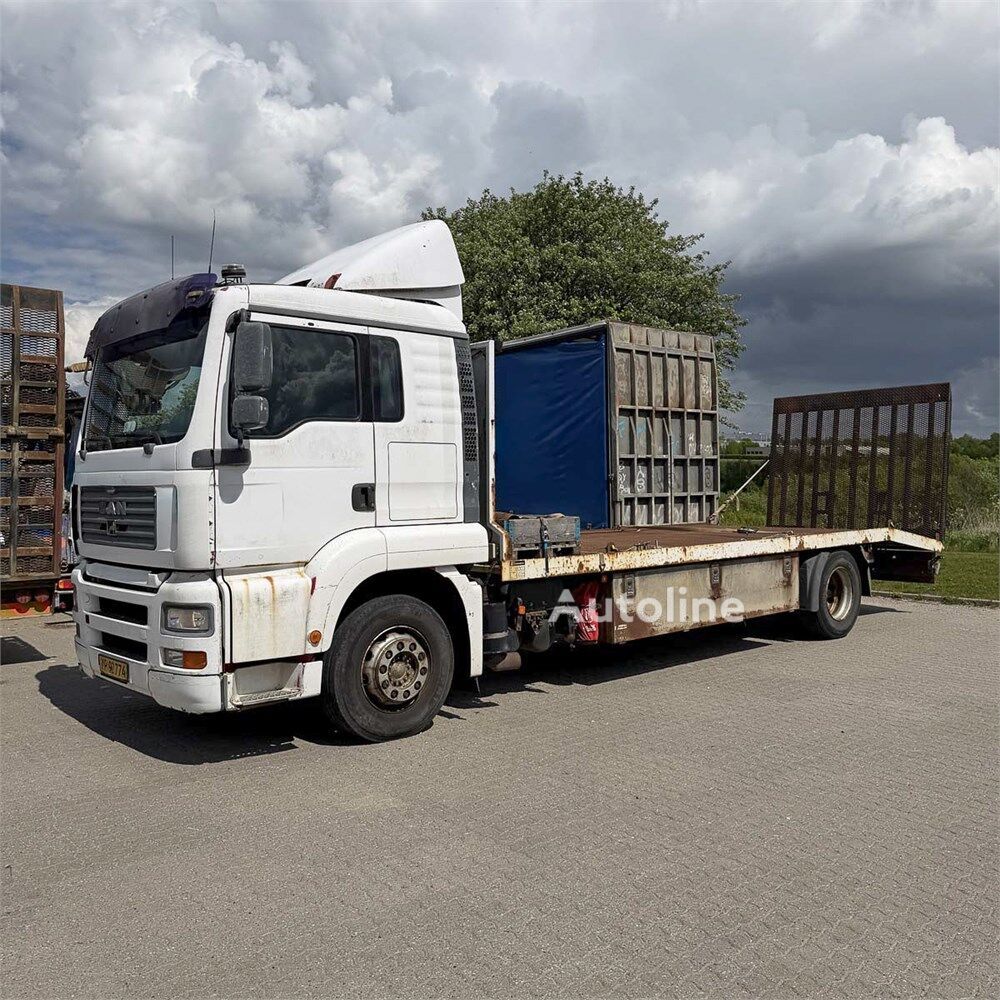 Prodaje se MAN TGA 18390 autotransporter na aukciji