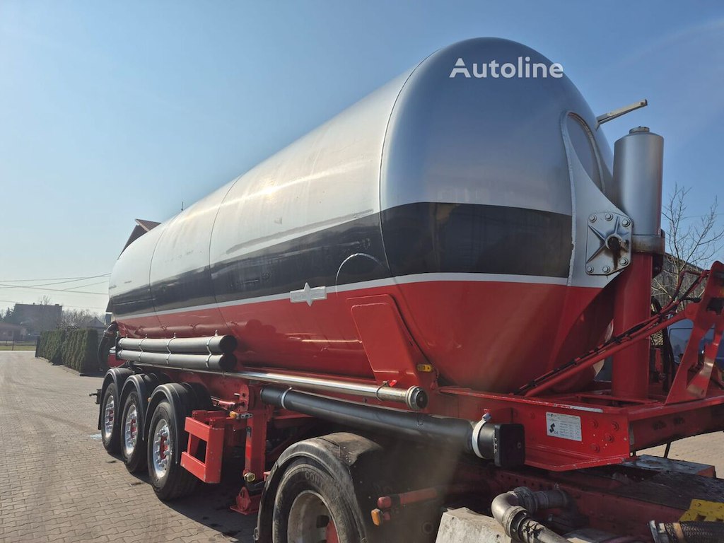 Spitzer SK 2738CAL cisterna silos