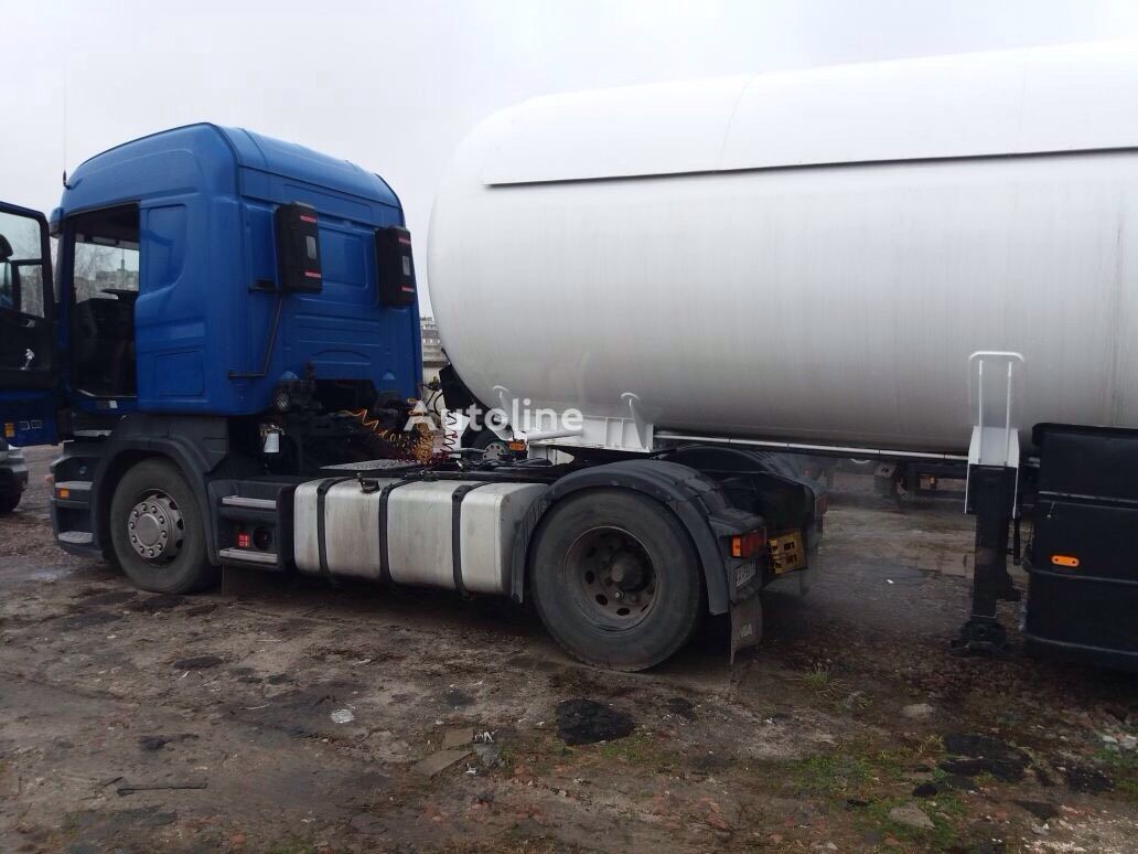 Dromech CNG 47 poluprikolica cisterna za gas