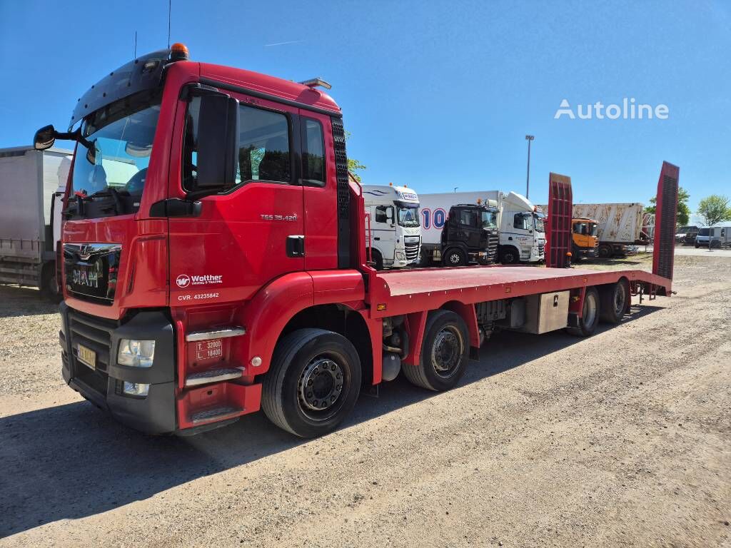 MAN TGX 35.420 8x2*6 //knæklad / venderamper// šlep auto