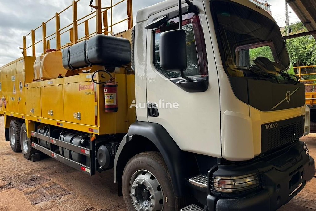 Nova Volvo VM 270 autocisterna za gorivo
