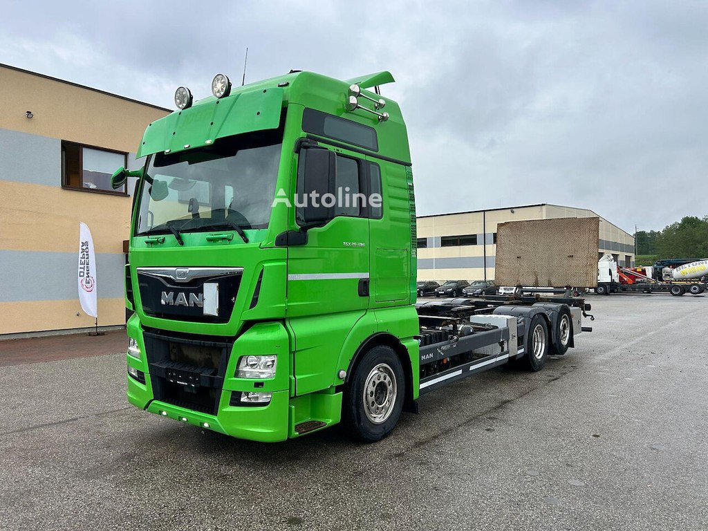 MAN TGX26.480 6x2*4 EURO6 + RETARDER + BDF 20ft vozilo za prevoz kontejnera