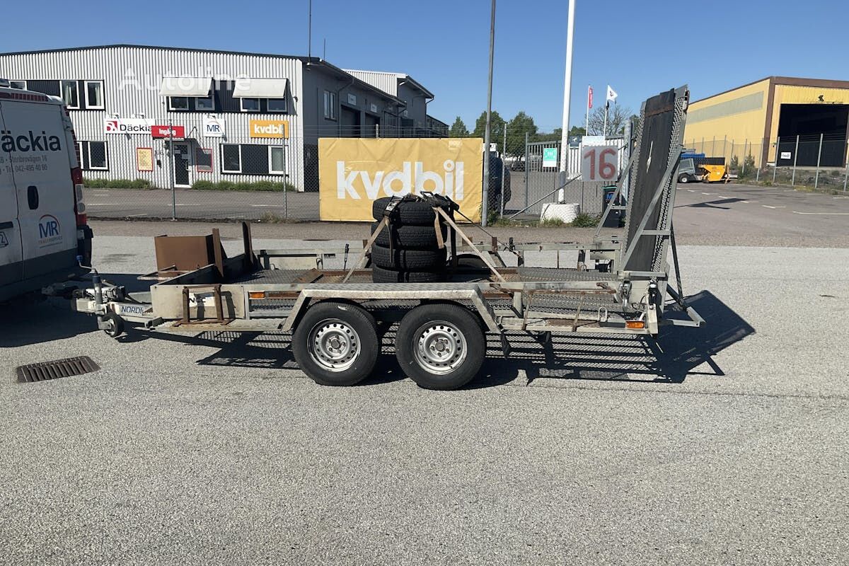 Prodaje se Nordic 3500 TD prikolicu sa niskom platformom na aukciji