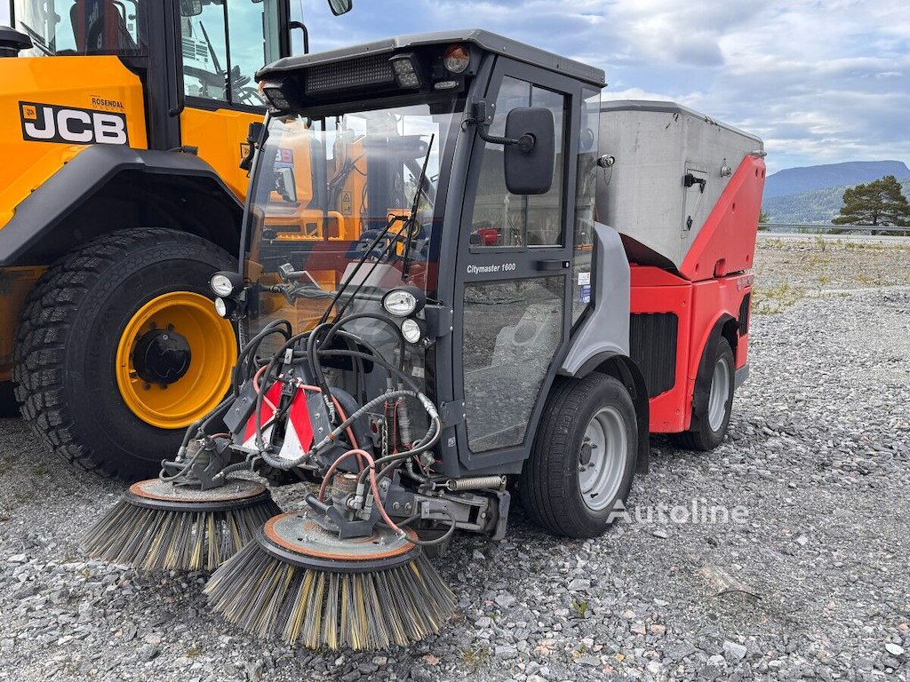Prodaje se Hako Andre Citymaster 1600 - Redskapsbærer med kosteaggregat for gang vozilo za čišćenje ulica na aukciji