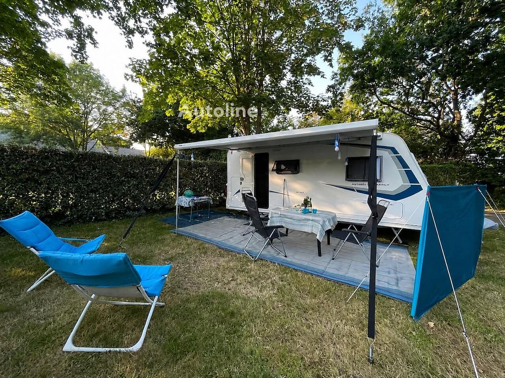 Caravelair antares style 486 family kamp prikolica