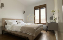 Dvosoban stan 42 m², Maksima Gorkog, Vračar, Beograd