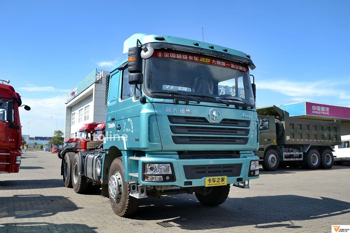 Shacman F3000 tegljač