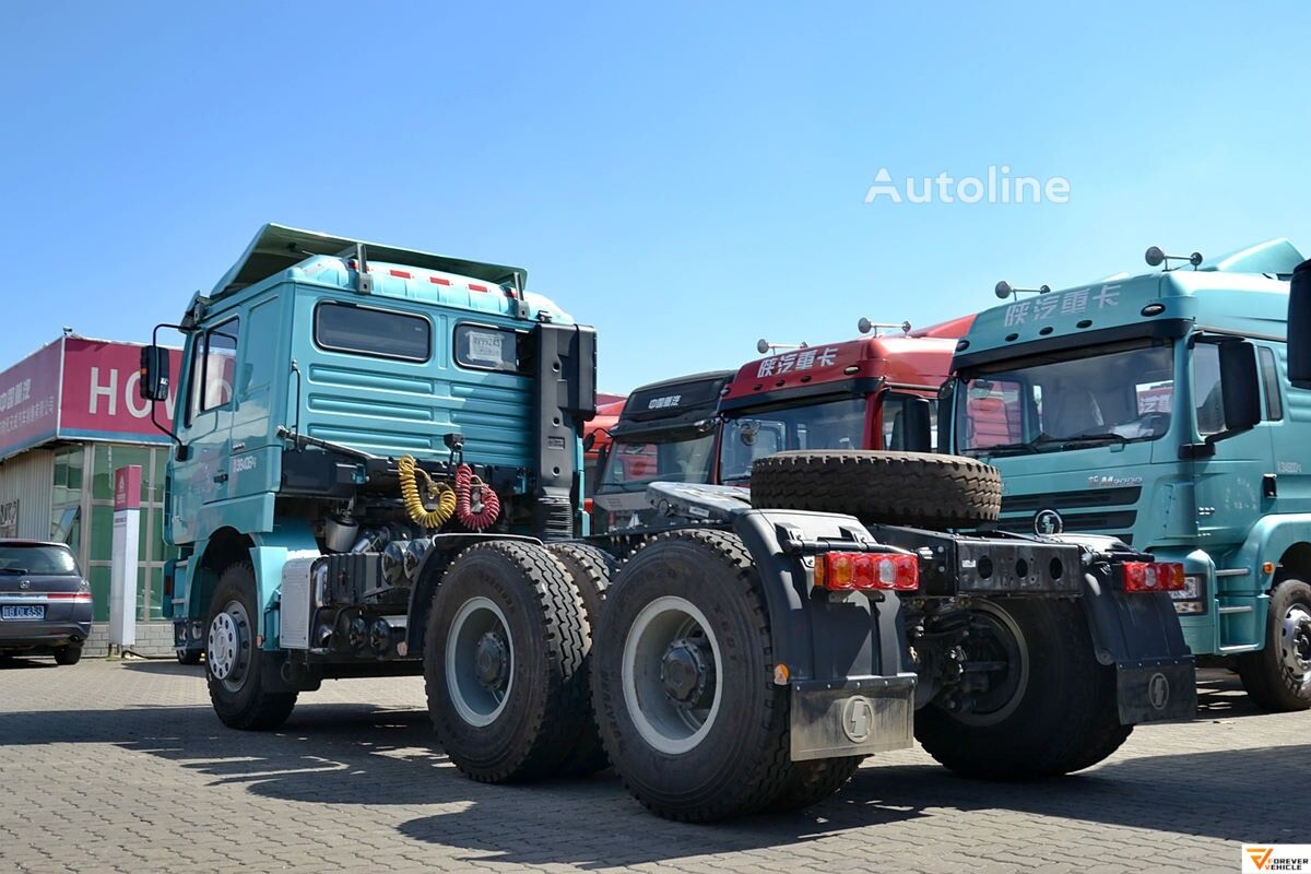 Shacman F3000 tegljač