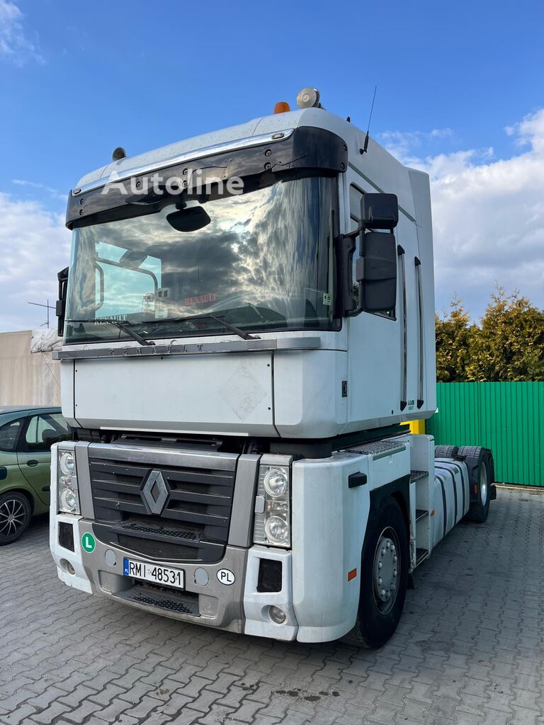 Renault Magnum 520 tegljač