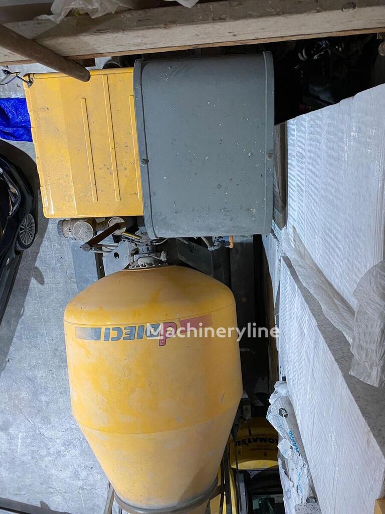 Dieci L4700 kamion s mešalicom za beton