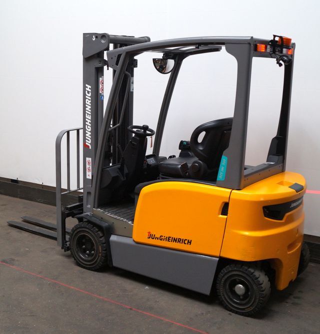 Jungheinrich EFG MC 320 električni viljuškar