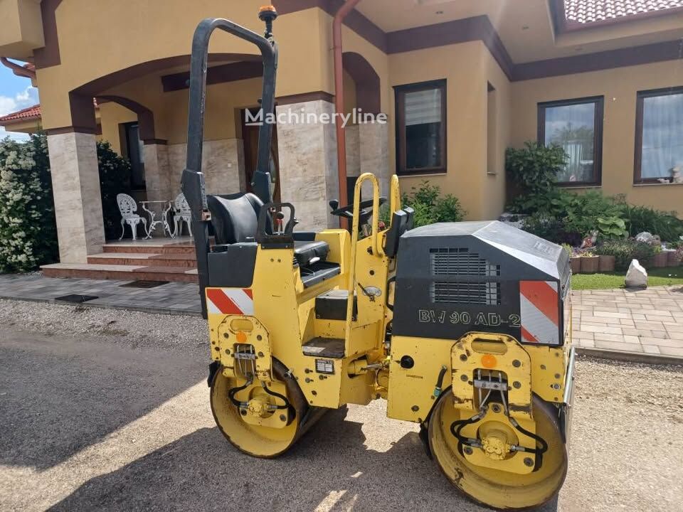 BOMAG BW 90 AD-2 mali valjak