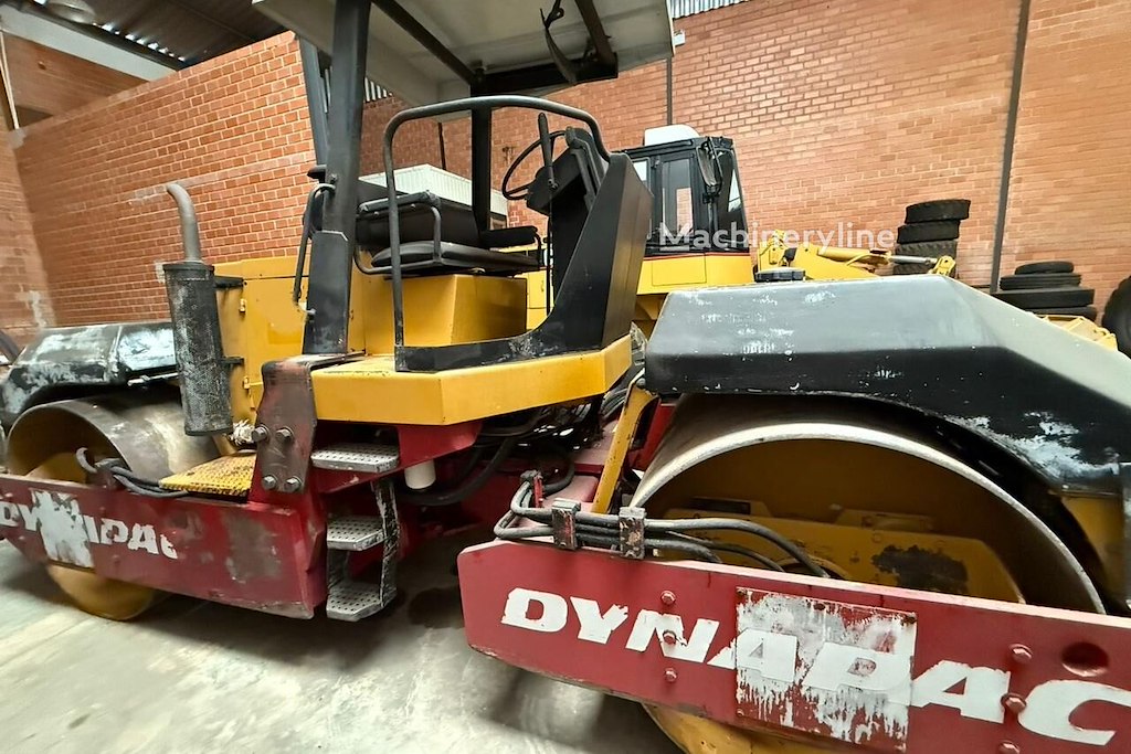Novi Dynapac CC431 valjak za asfalt