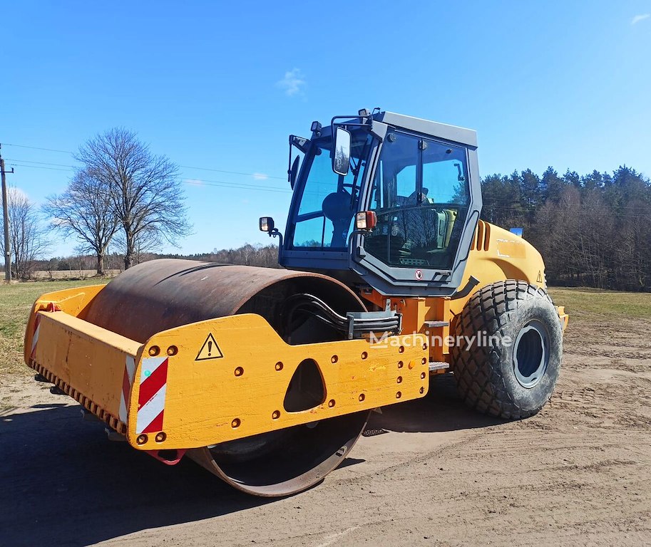 Hamm 3412HT kompaktor s jednim valjkom