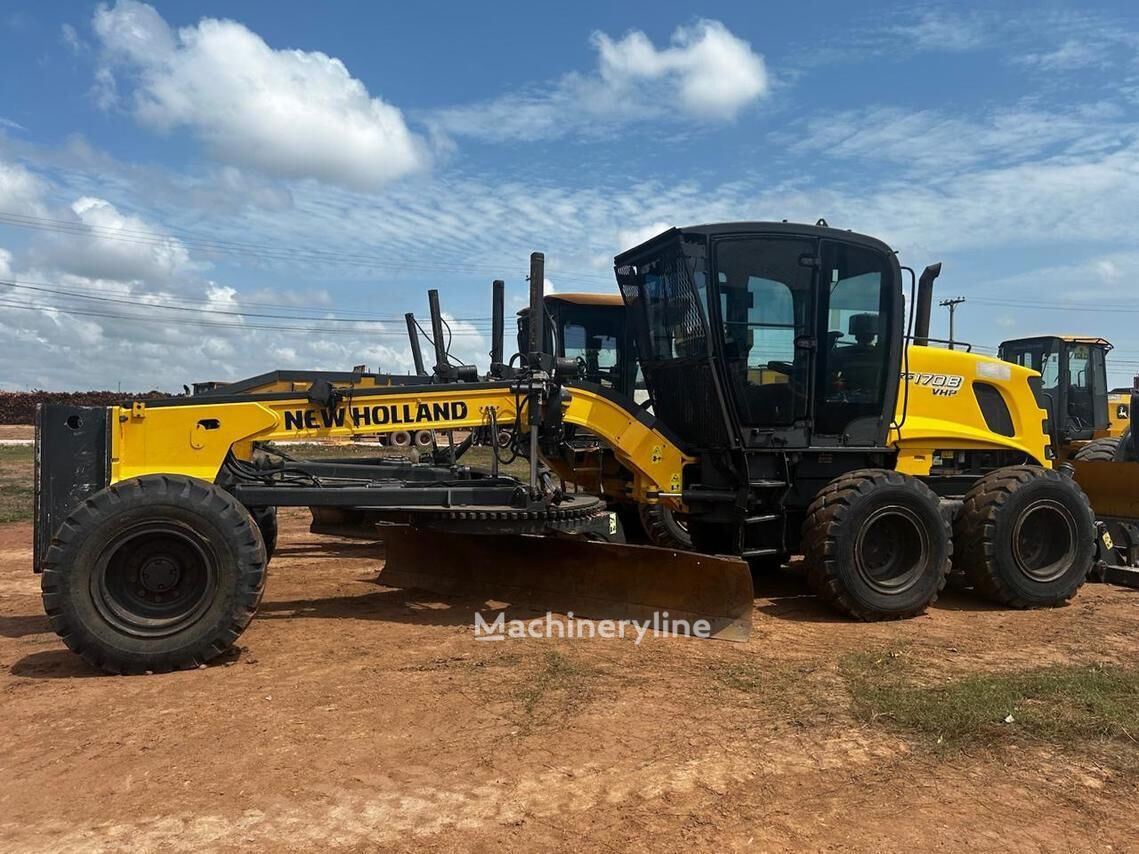 Novi New Holland RG 170B grejder