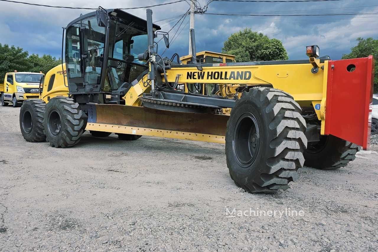 Novi New Holland RG 170B grejder