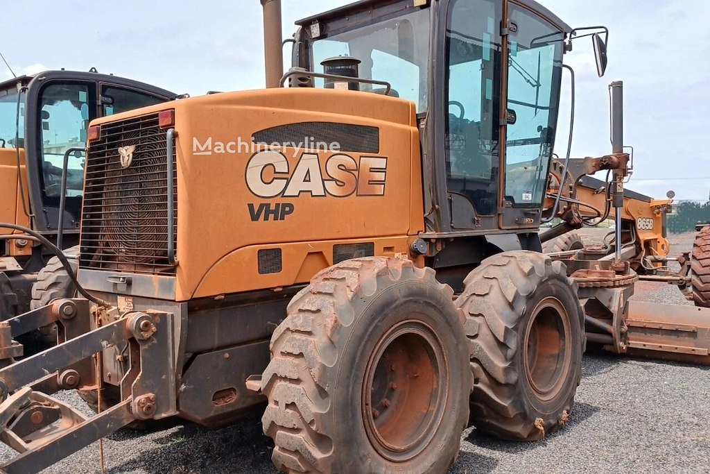 Novi Case 865 grejder