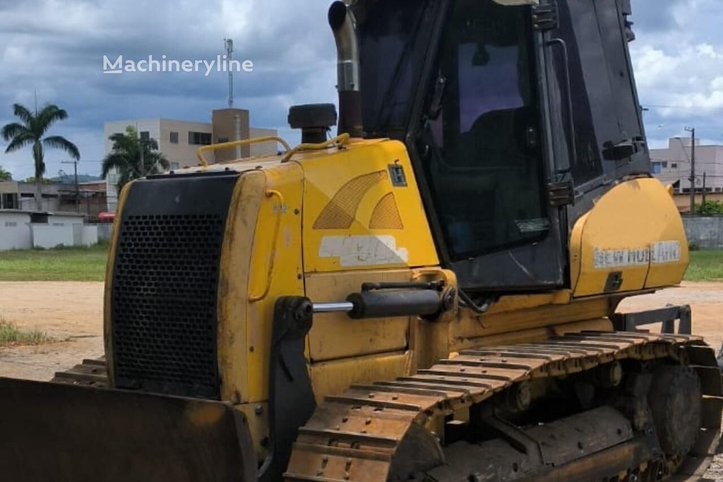 Novi New Holland D140 12/12 buldožer