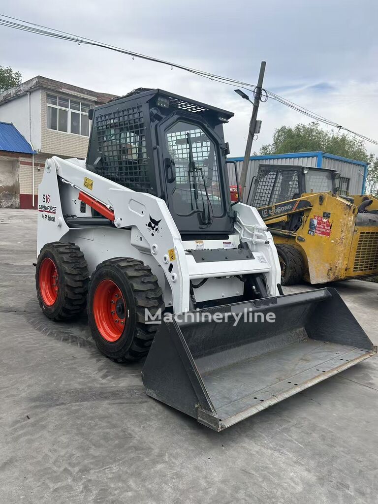 Bobcat S16 mini utovarivač