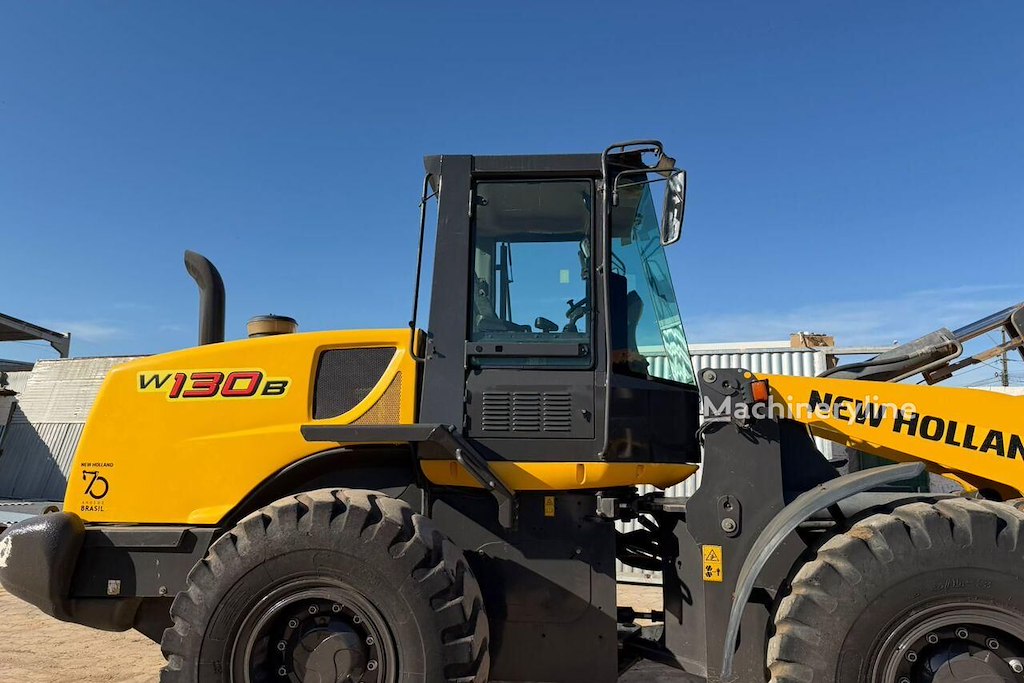 Novi New Holland W130 prednji utovarivač