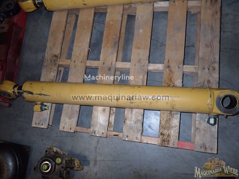 AH219638 hidraulični cilindar za John Deere 410G bagera-utovarivača