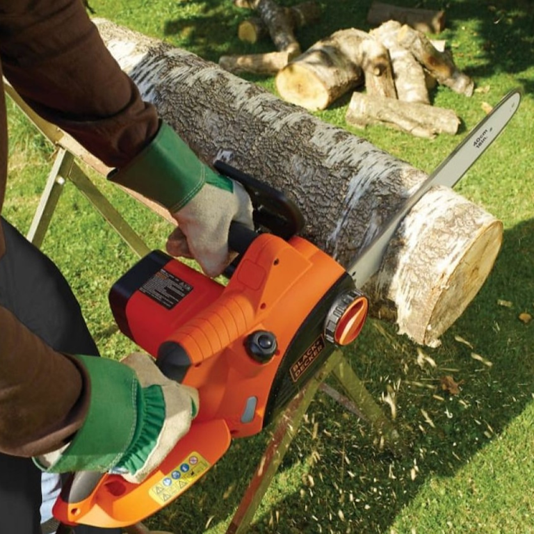 Black+Decker Lančana testera 2000w 40cm, CS2040