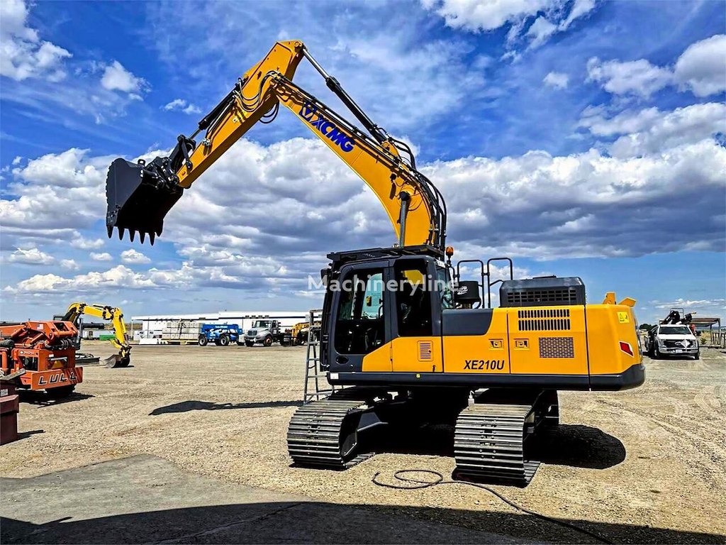 Novi XCMG XE210 bager guseničar