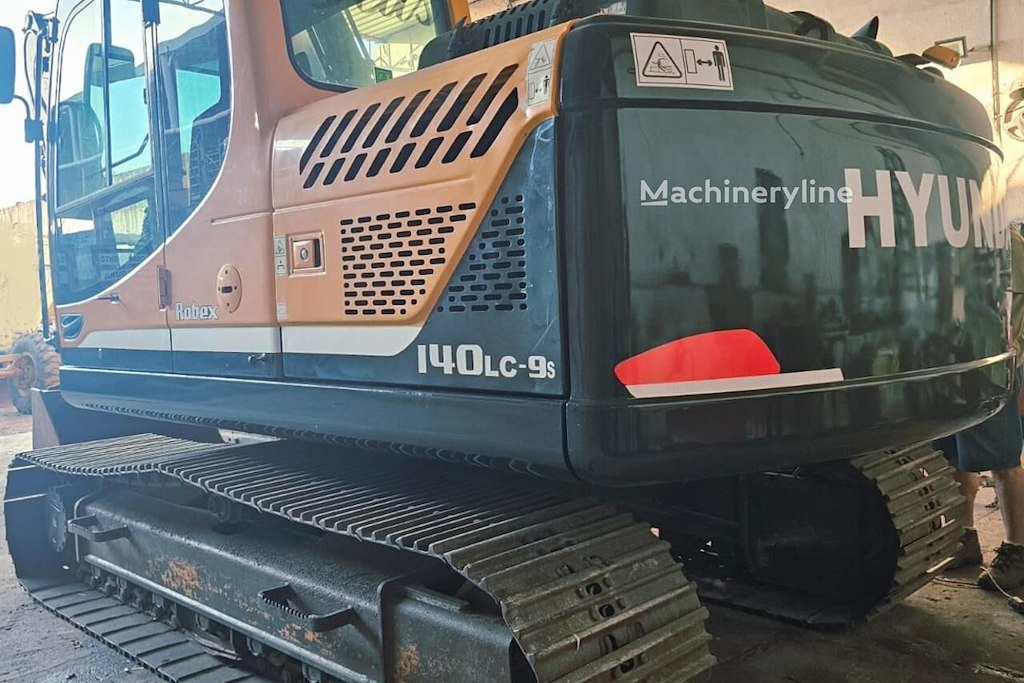 Novi Hyundai 140LC-9 bager guseničar