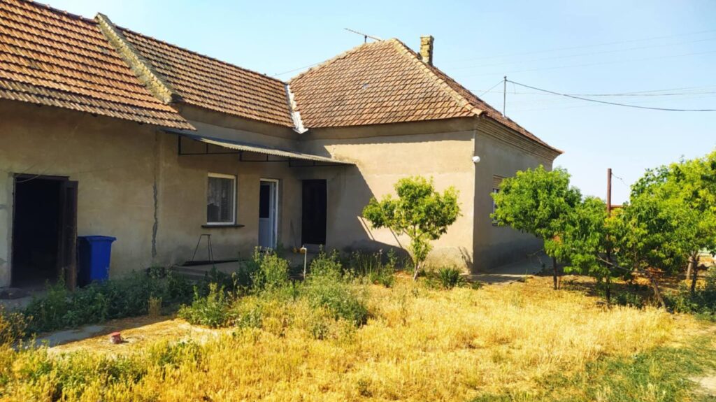 Kuća, Majdan (Novi Kneževac), 110 m2