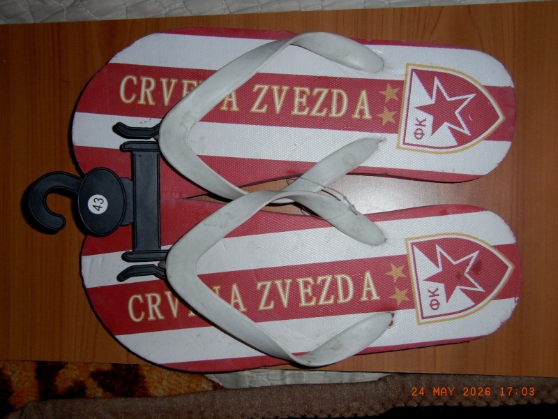 Papuče CRVENA ZVEZDA,broj 43.