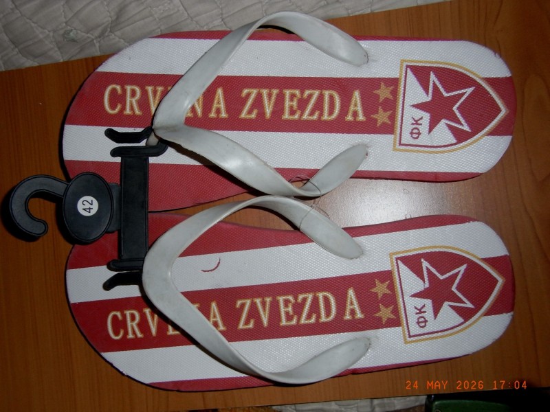 Papuče CRVENA ZVEZDA,broj 42.