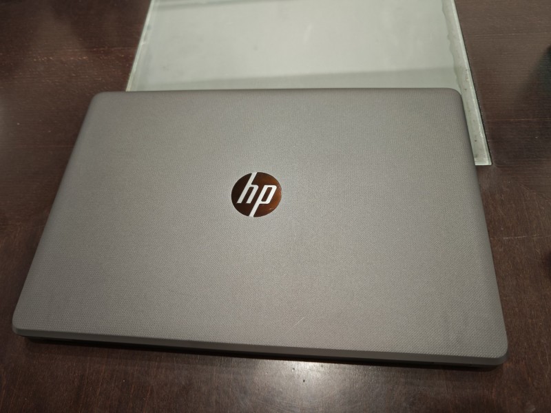 HP 255 G6 | AMD A6 | 4GB RAM | 15.6” | Windows 10 Pro