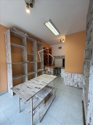 Voždovac, izdaje se lokal, 20m2 ID#15124