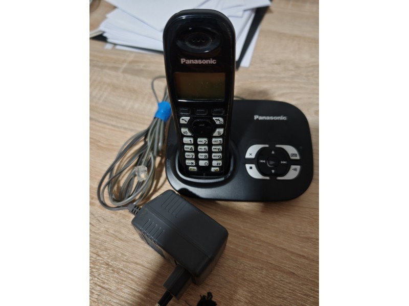 Panasonic KX-TG7321FX bežični telefon sa sekretaricom