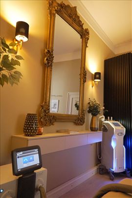 Prodajem razradjen salon