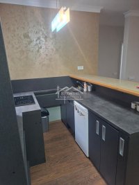 Novi Beograd - Hotel Yu, kockice useljiv ID#25156