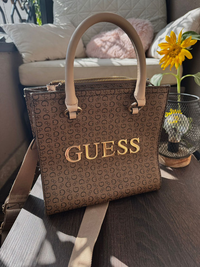 Guess torbica