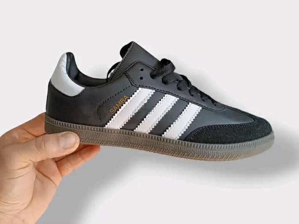 Adidas Samba – klasične lifestyle muske patike. - Model: Adidas Samba